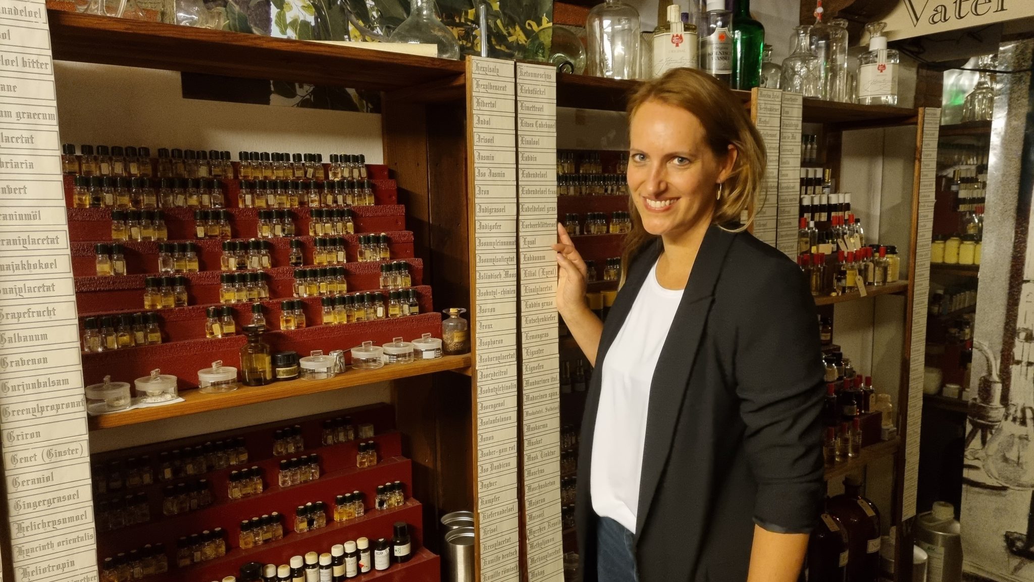 [Presse-Veranstaltung] Im Duftmuseum im Farina-Haus mit Anna Ruhe und ...